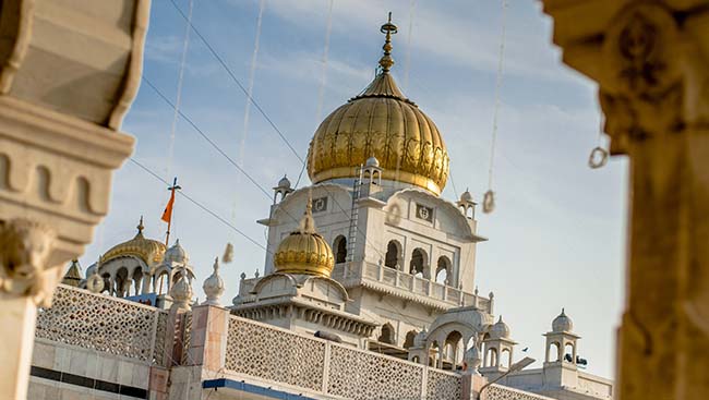 A Symbol of Selfless Service: The Tradition of Langar