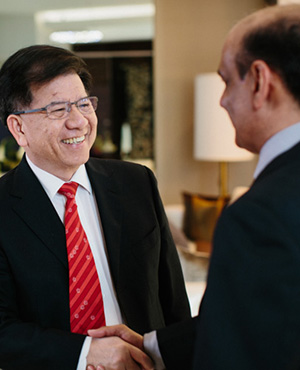 Daljit Thind hosts Justin Trudeau for Private Dinner