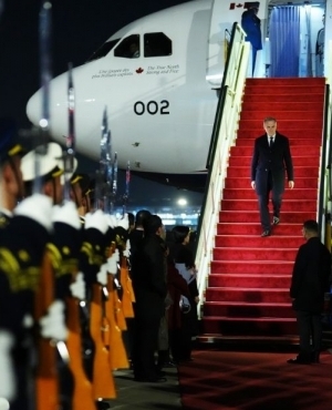 Prime Minister Mark Carney arrives in China